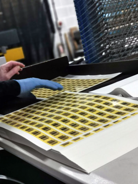 Ceramic Barcodes for Sanitary Ware, Glass and Insulators | Xerital